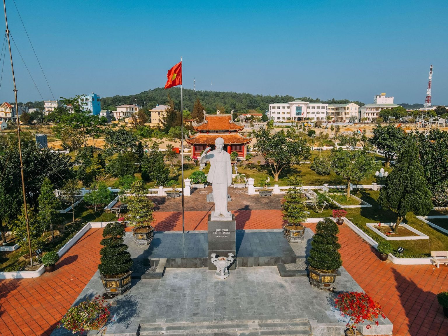 9 điểm “check-in” tuyệt đẹp không thể bỏ lỡ khi du lịch Cô Tô | Sala Travel